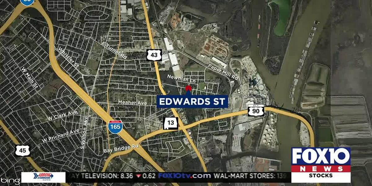 MPD: Occupied vehicle, house struck by gunfire during shootout MPD: Occupied vehicle, house struck by gunfire during shootout
