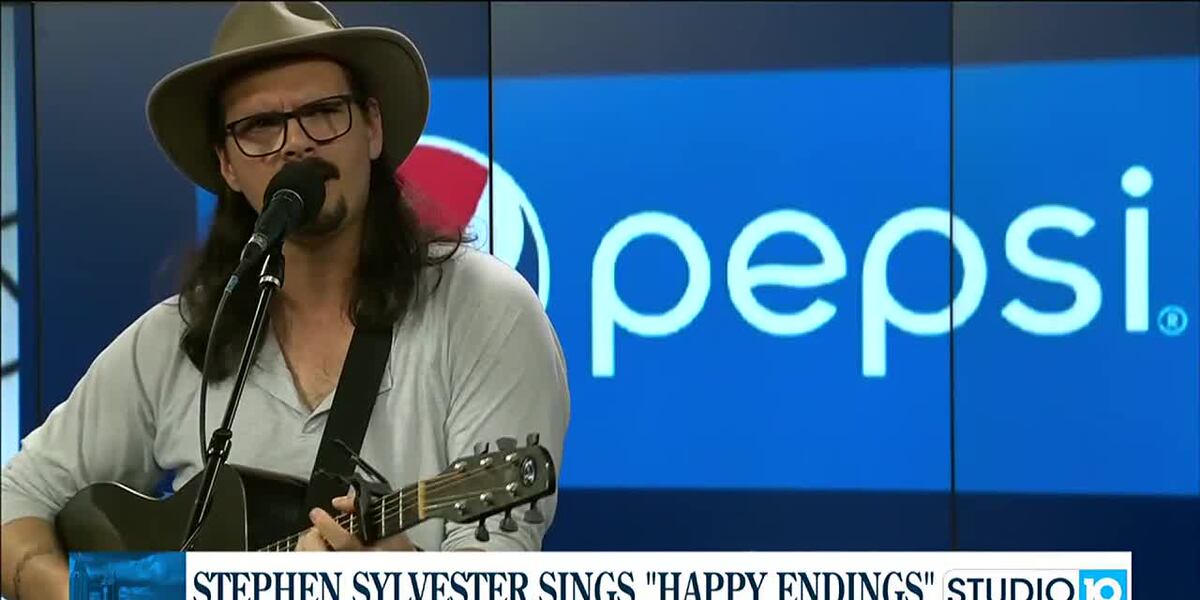 Stephen Sylvester sings ‘Happy Endings’ Stephen Sylvester sings ‘Happy Endings’